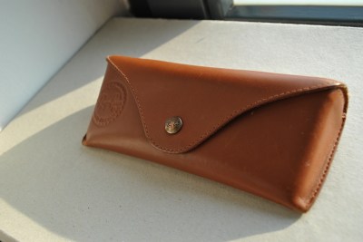 BROWN LEATHER EYEWEAR CASE RAY-BAN – Bonocle